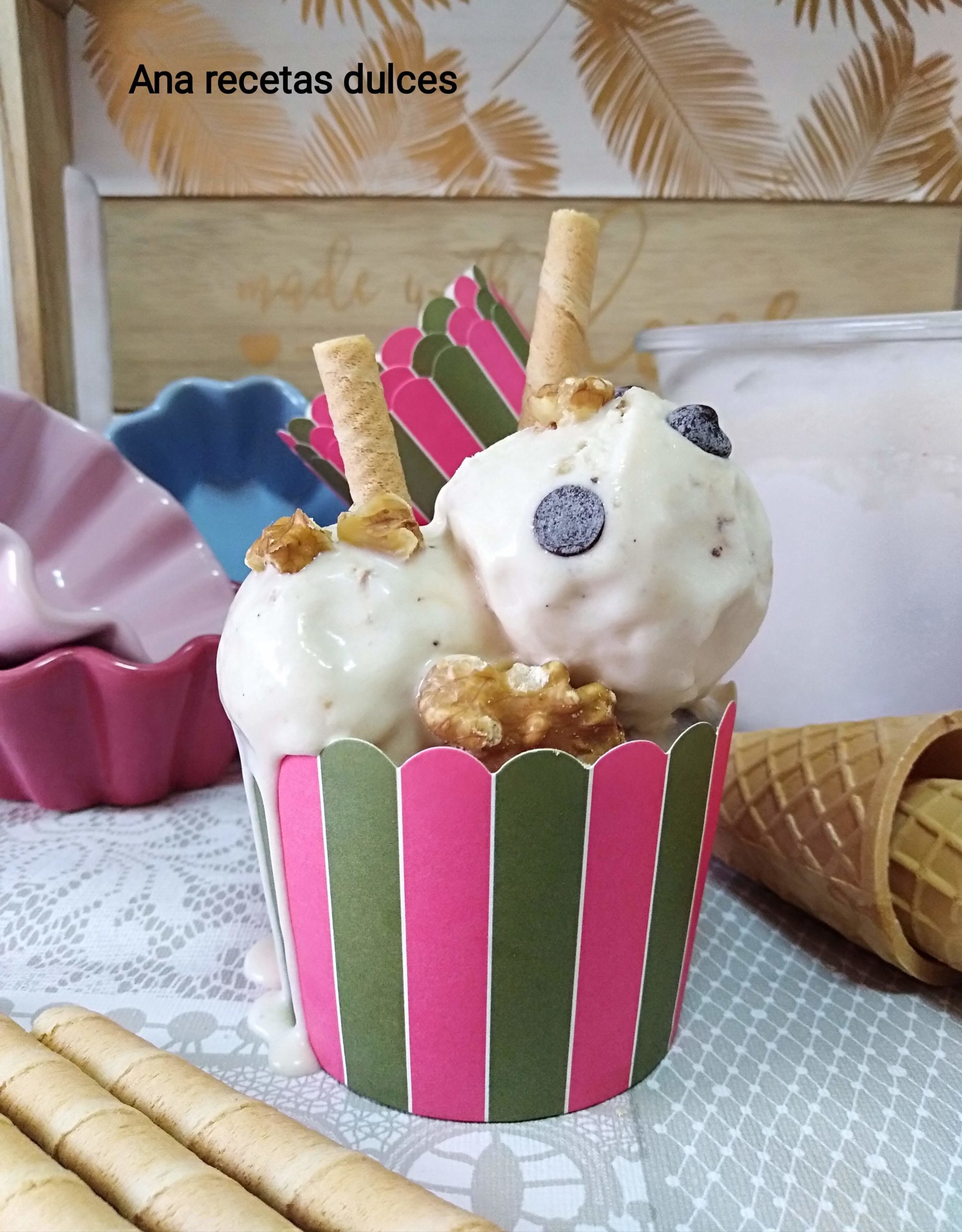 Helado de plátano con chips de chocolate y nueces (chunky monkey) - Ana ...