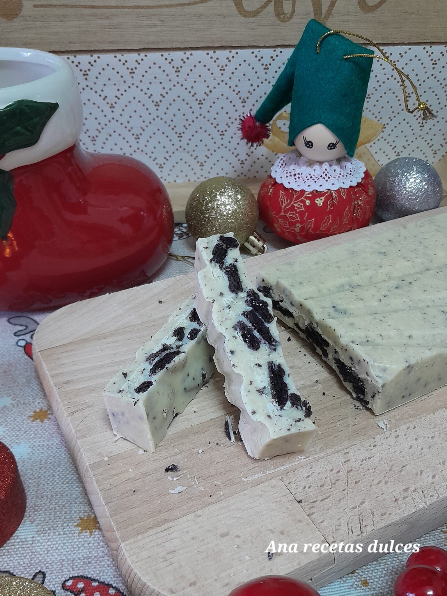 Turrón de chocolate blanco y oreo (especial navidad) - Ana Recetas Dulces